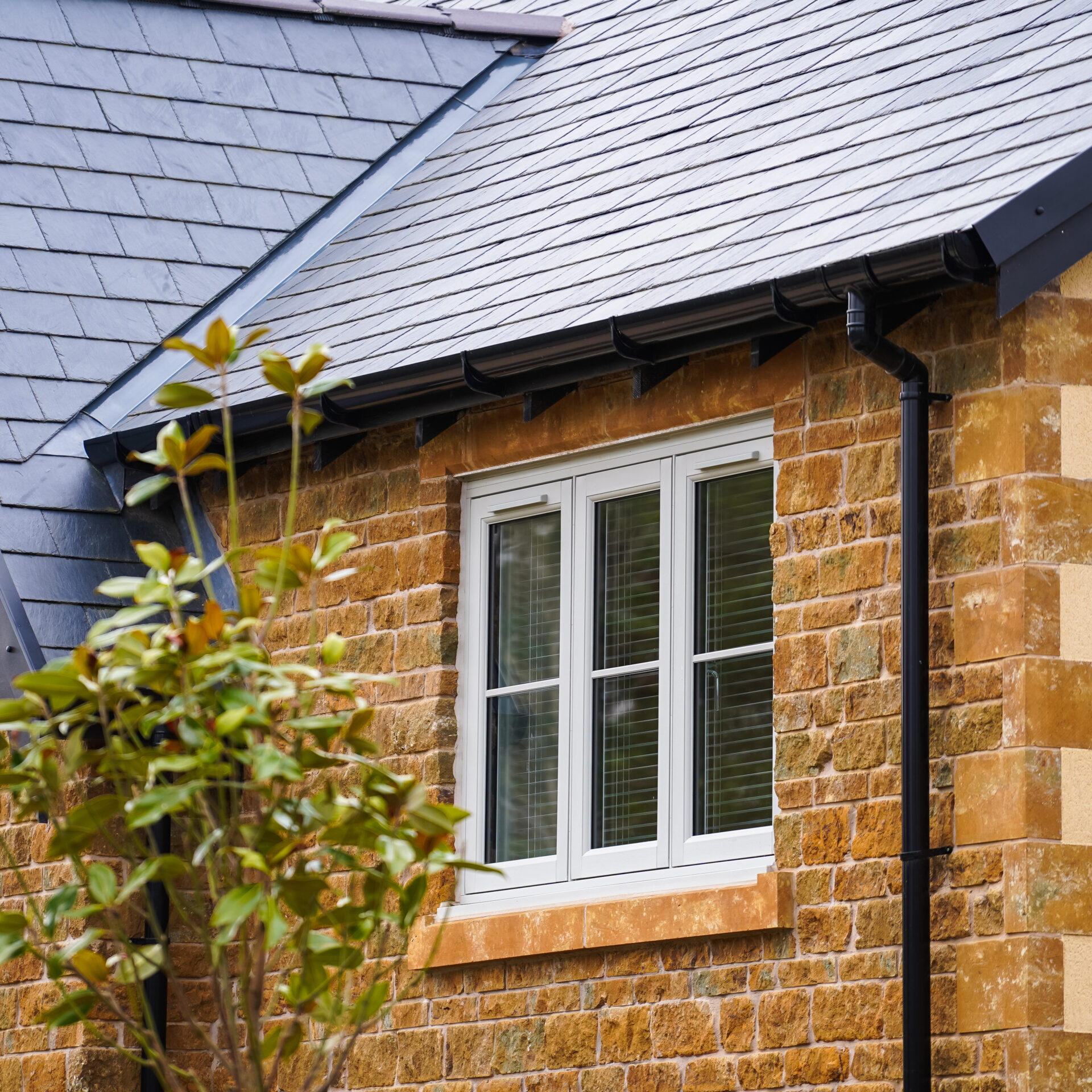 Liniar Refine™ Flush Sash Windows | Liniar Resurgence | TruFrame